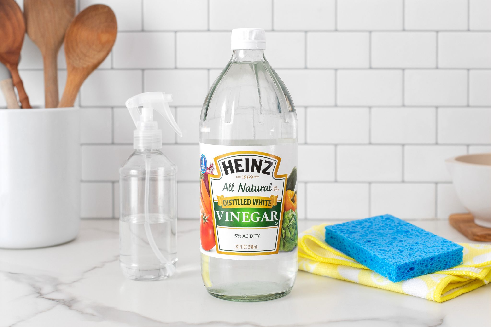 Difference Between Cleaning Vinegar and White Vinegar
